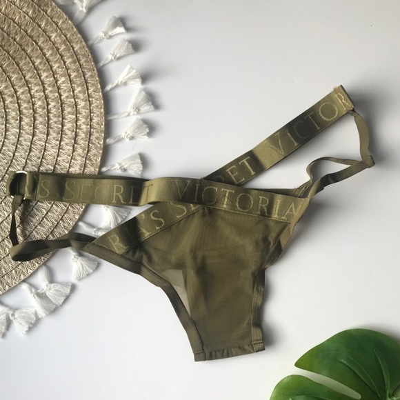 Victoria's Secret | Intimates & Sleepwear | Victorias Secret Crossover ...